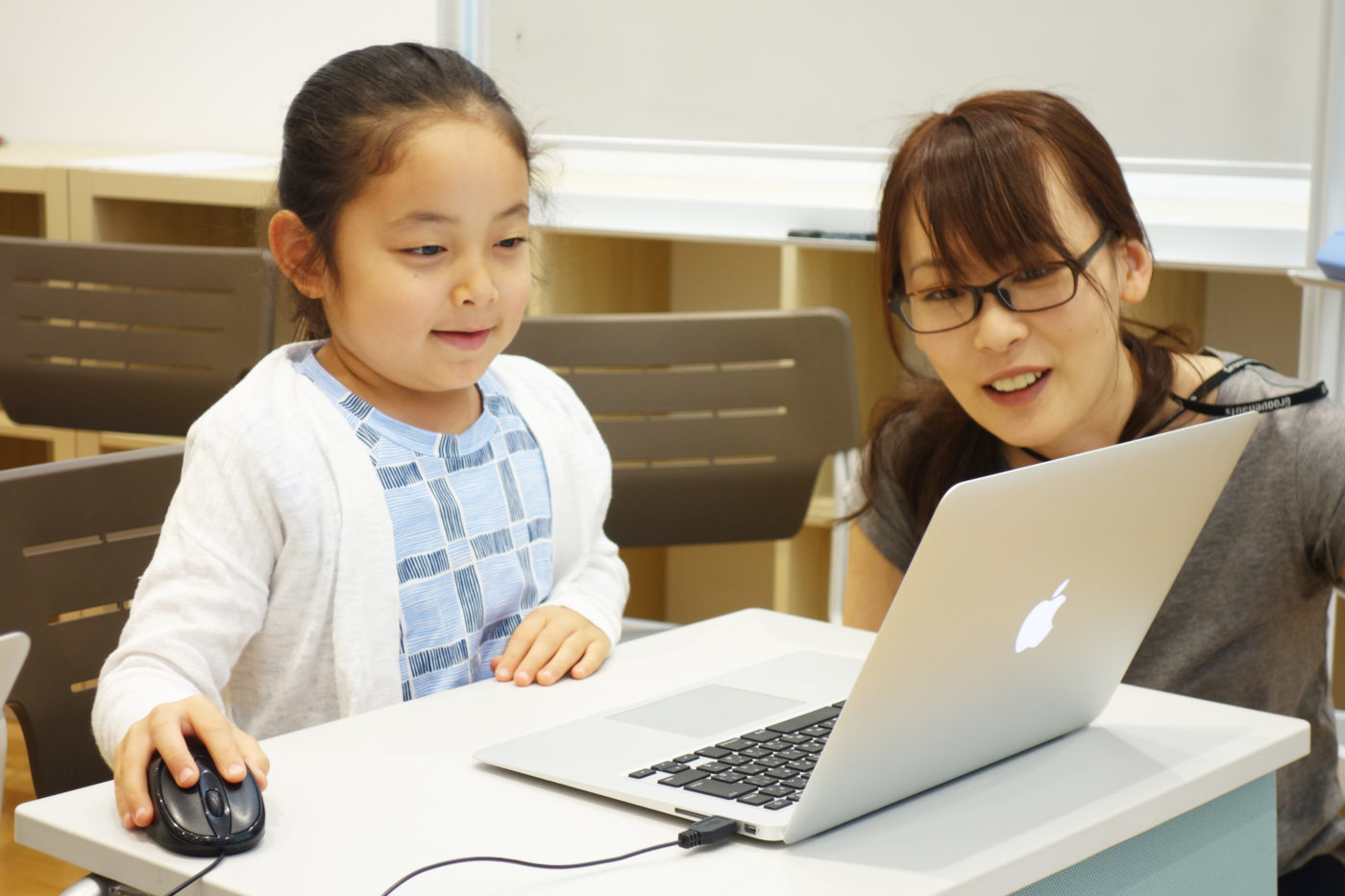 11/26 (Sun) is Girls Programming Day for K–6th graders! | News | TECH PARK